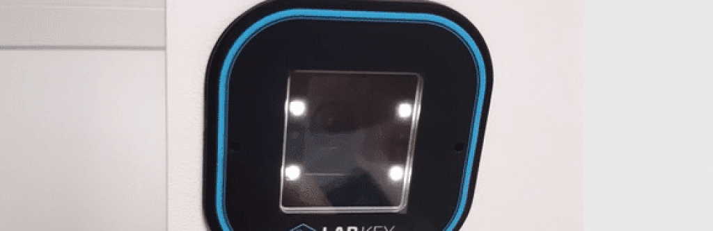 Open doors with QR codes - LabKey.io