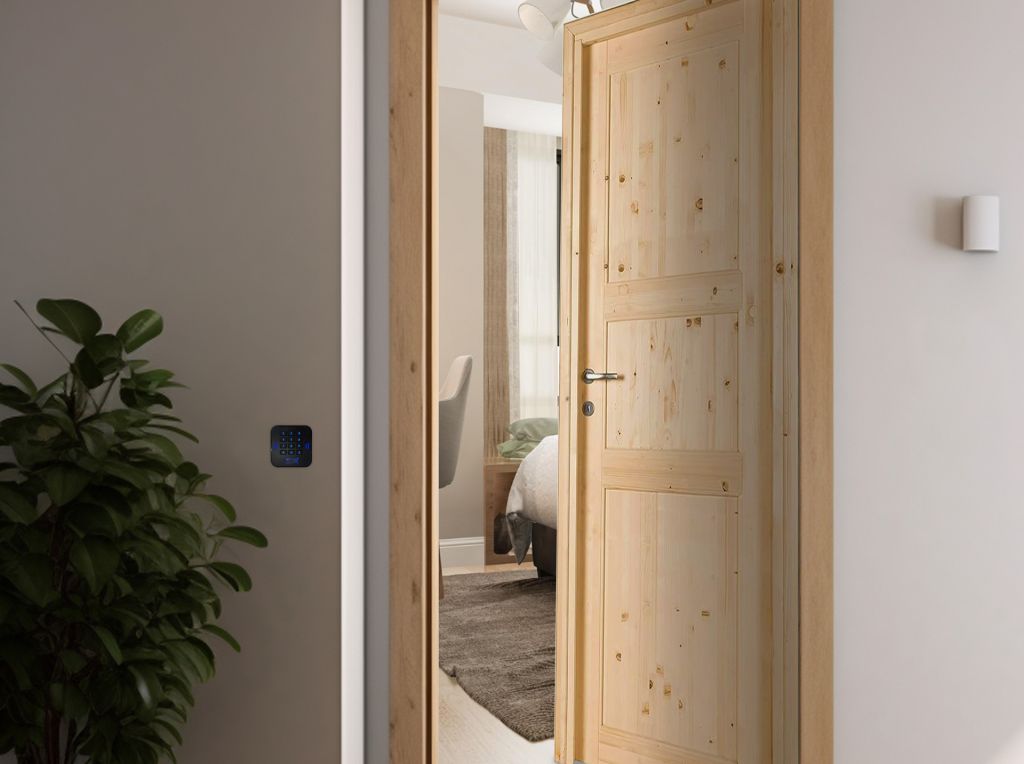 LabKey Mini | Compact Access Control System Device